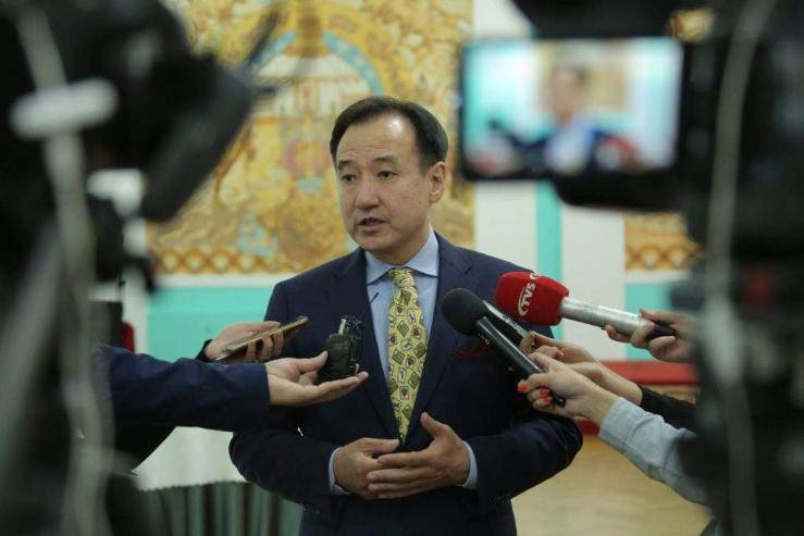 БҮГД НАЙРАМДАХ ЧЕХ УЛСЫН СЕНАТЫН ДАРГАТАЙ УУЛЗАВ