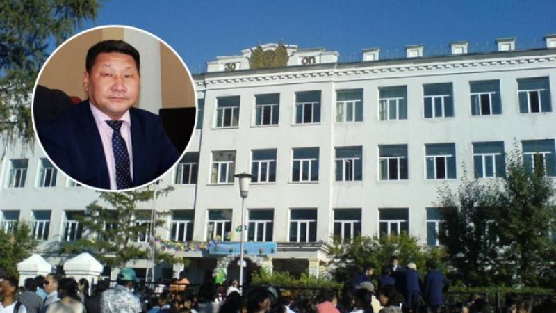 НЭГДҮГЭЭР СУРГУУЛИЙН БАГШИЙГ ӨНӨӨДӨР ШҮҮНЭ