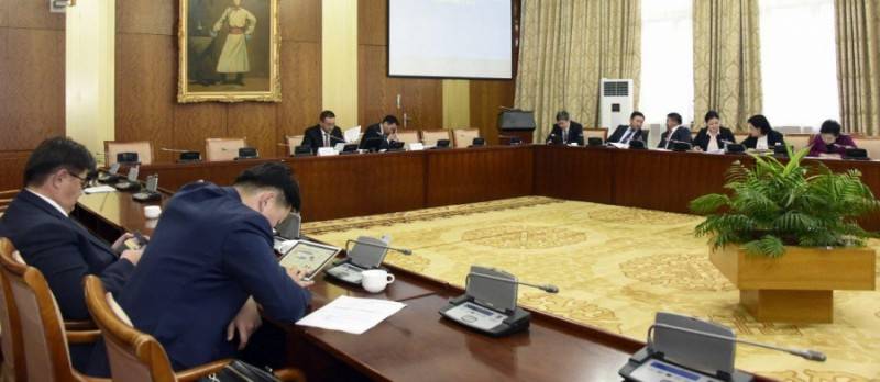 ХҮҮХДИЙН МӨНГИЙГ АВАХ ХҮСЭЛТ ГАРГАСАН ХҮҮХЭД БҮРТ ОЛГОХЫГ ДЭМЖЛЭЭ