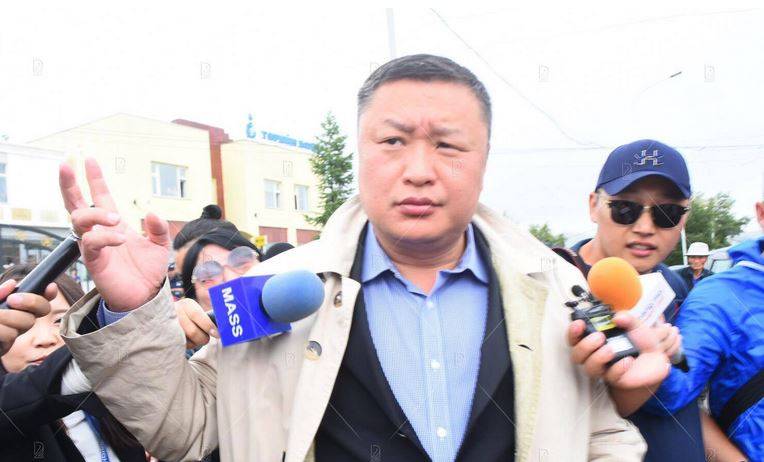 Б ХУРЦ НАРЫН ХЭРЭГТ ПРОКУРОР ЭСЭРГҮҮЦЭЛ БИЧИХ ҮҮ