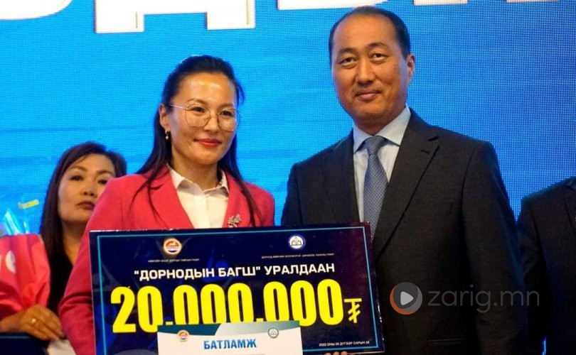 Дорнод Шилдэг сувилагч багш нарт 20 сая төгрөгийн дэмжлэг үзүүлжээ