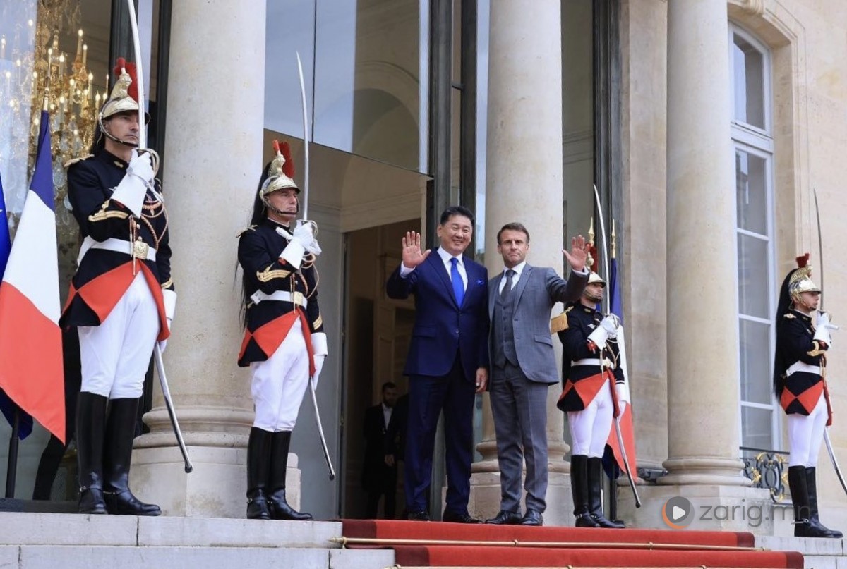 Монгол Улсын Ерөнхийлөгч У Хүрэлсүхийг Бүгд Найрамдах Франц Улсын