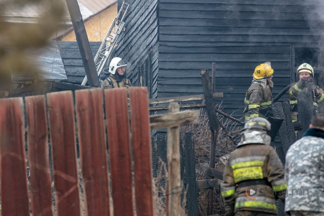 Онцгой байдлын алба хаагчид 15 хүний амийг аварчээ